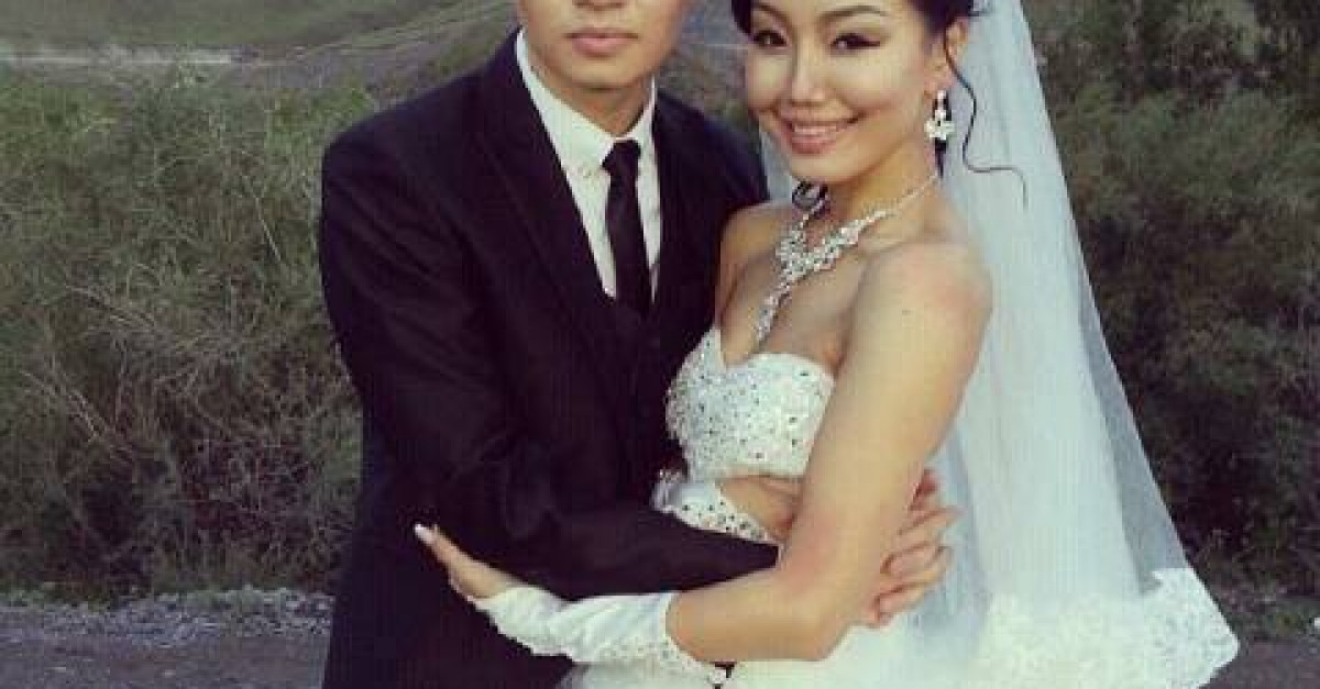 Мисс П.Шүүдэрцэцэг: Миний хаан · Dorgio.mn