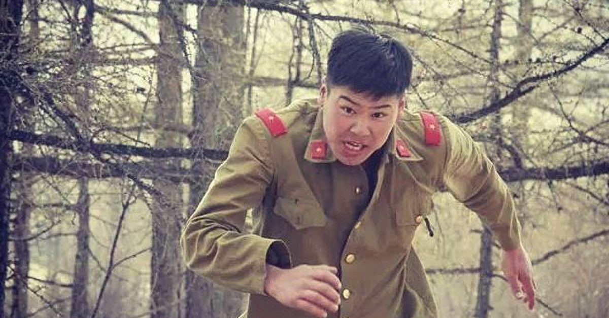 Жүжигчин Батушка “нүцгэлжээ” · Dorgio.mn