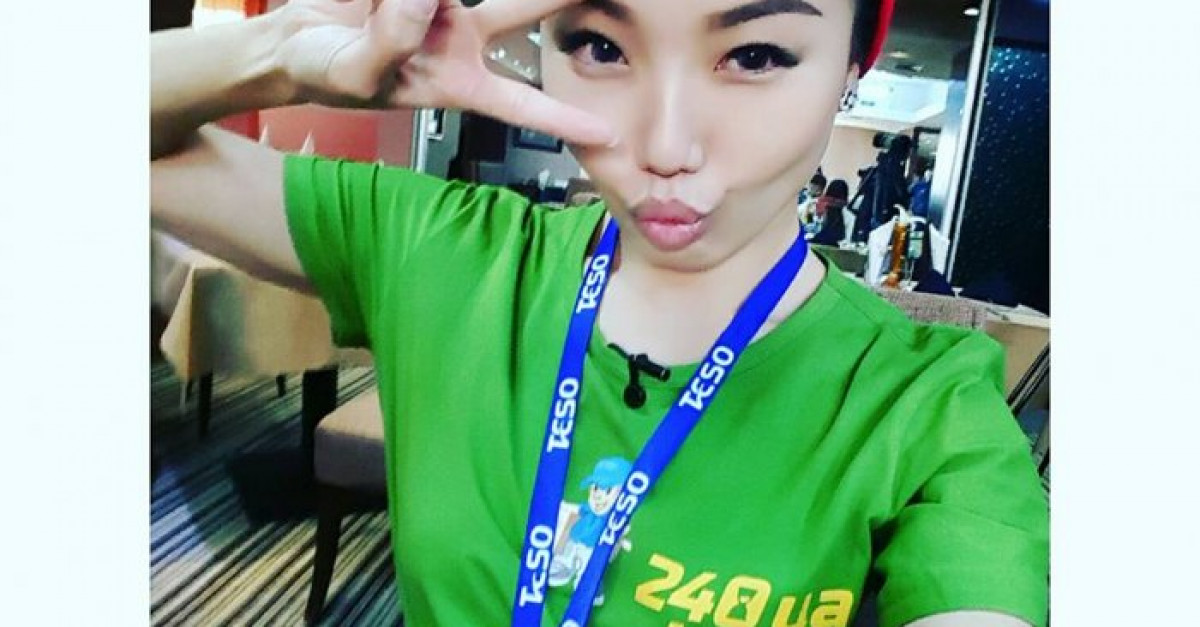 Жүжигчин П.Шүүдэрцэцэгийг "төгс" өөрчилжээ · Dorgio.mn