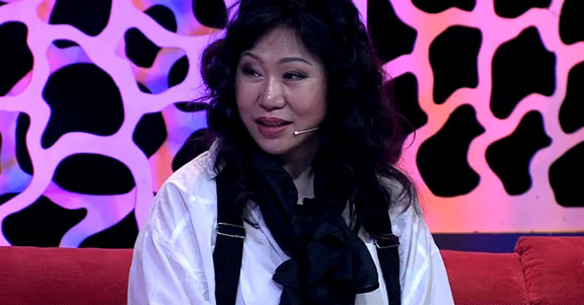 Гавьяат Ш.Алтанцэцэгийн "ягаахан гоёл" · Dorgio.mn