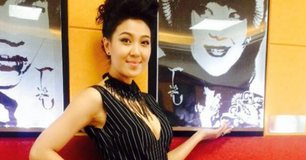 Жүжигчин Г.Бямбасүрэнгийн "өөрчлөлт" фото · Dorgio.mn