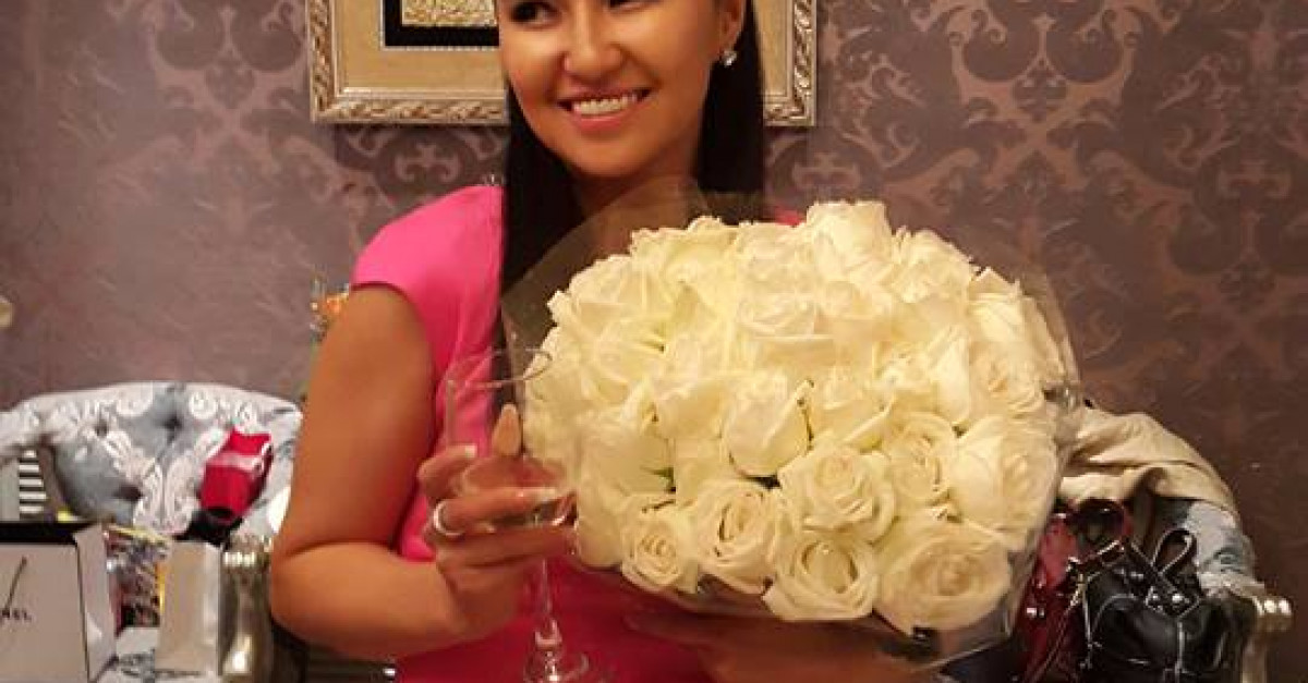 Б.Халиун: Хар гээд байгаа энэ ховорхон хөрслөг бор арьсандаа хязгааргүй хайртай · Dorgio.mn