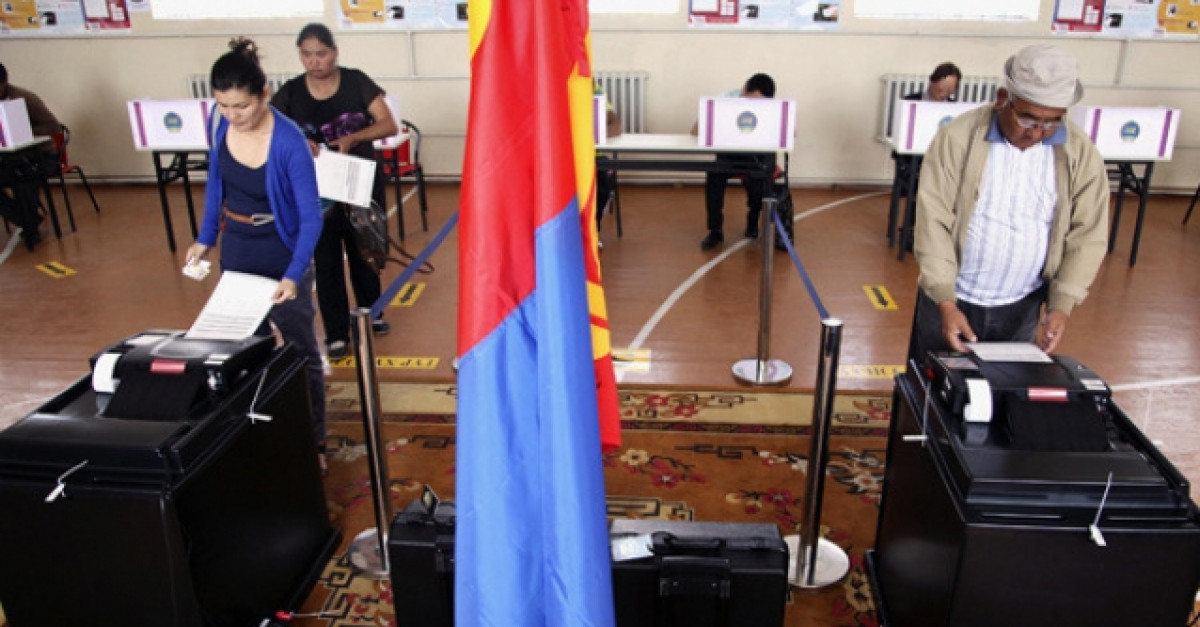 Иргэний үнэмлэхгүй ч "Сонгогч та саналаа өгч болно" · Dorgio.mn