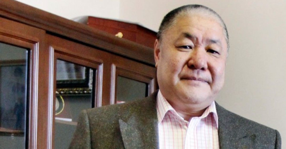 “Та нар хахууль авсан бол наад мөнгийг чинь агуулах сав олдохгүй шүү