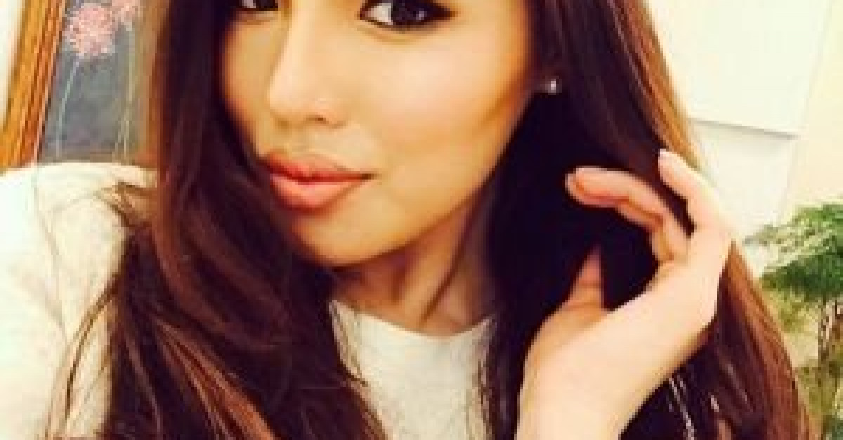 Болзоот залуугаа хаяж явсан Янжиндулам · Dorgio.mn