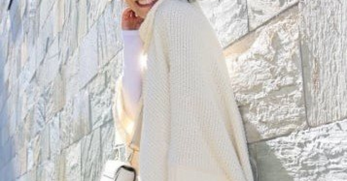 Нас бол тоо гэдгийг харуулж буй жүжигчин Урнаа 49 насны босго давлаа · Dorgio.mn