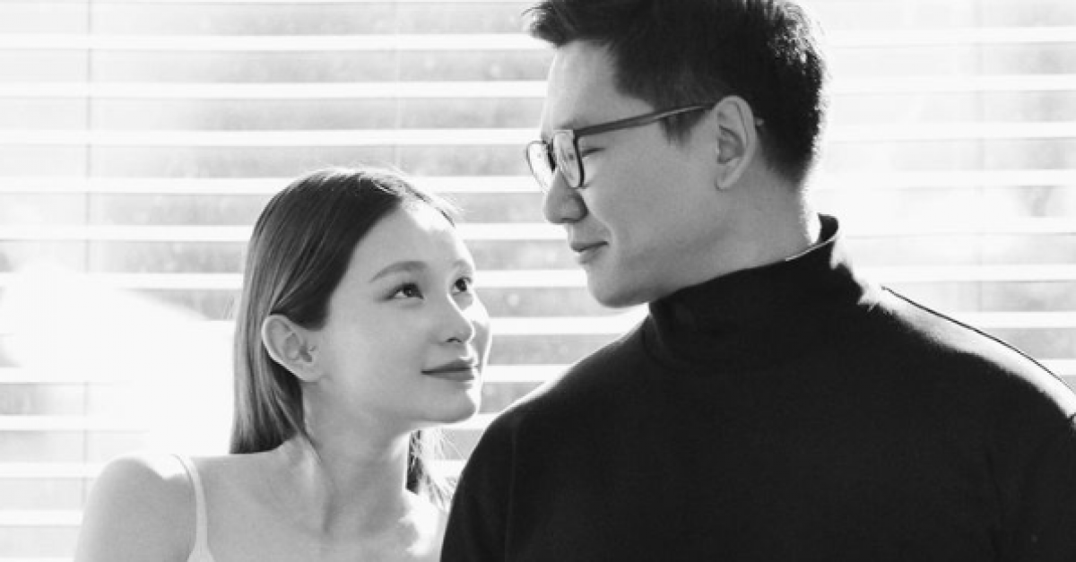 Үзэсгэлэнт таеквондогийн тамирчин Б.Намуун нөхрөө ил гapгалаа · Dorgio.mn