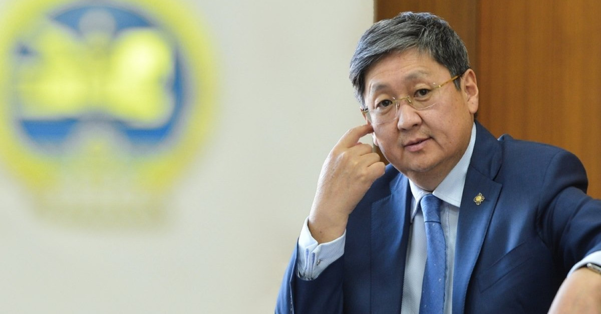 ЭДИЙН ЗАСГИЙН ХӨГЖЛИЙН САЙД Ч.ХҮРЭЛБААТАРЫН ТӨРД ОРСОН ХАМААТАН 10 ДАВЖ, ХУВИЙН КОМПАНИУД НЬ 50 ...