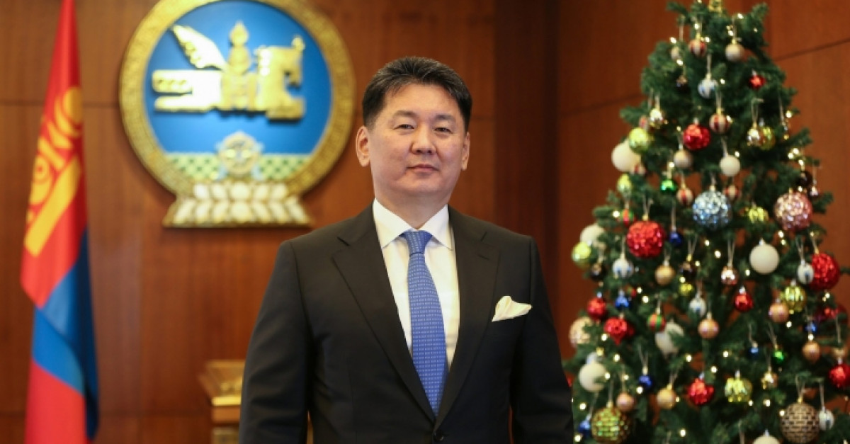 Тусгаар тогтносон улсын төрийн тэргүүн та заавал үг хэлээрэй! · Dorgio.mn