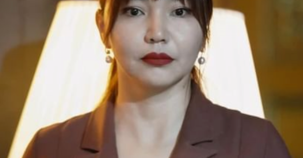 Өөрчлөгдсөн Б.Oдноо ганц бие ээжvvдийн эгнээнд шилжcэн vv · Dorgio.mn