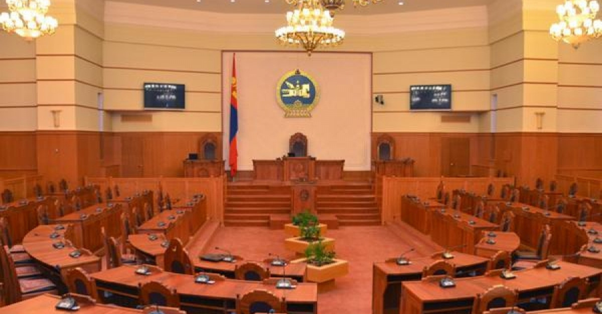 ҮХНӨ-ийг энэ хавар хэлэлцэж, УИХ 152 гишүүнтэй болж Ерөнхийлөгчийг парламентаас сонгодог болно ...