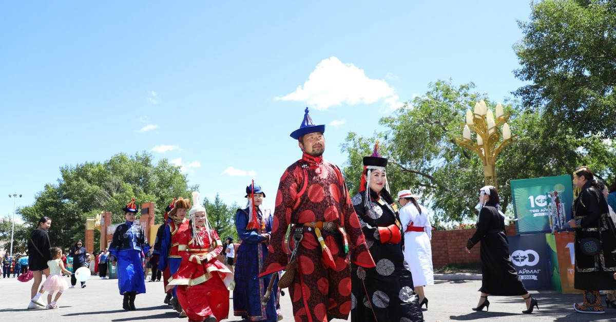 “Төв түмний гоёл-2023” үндэсний хувцас, өв соёлын арга хэмжээ болж байна · Dorgio.mn