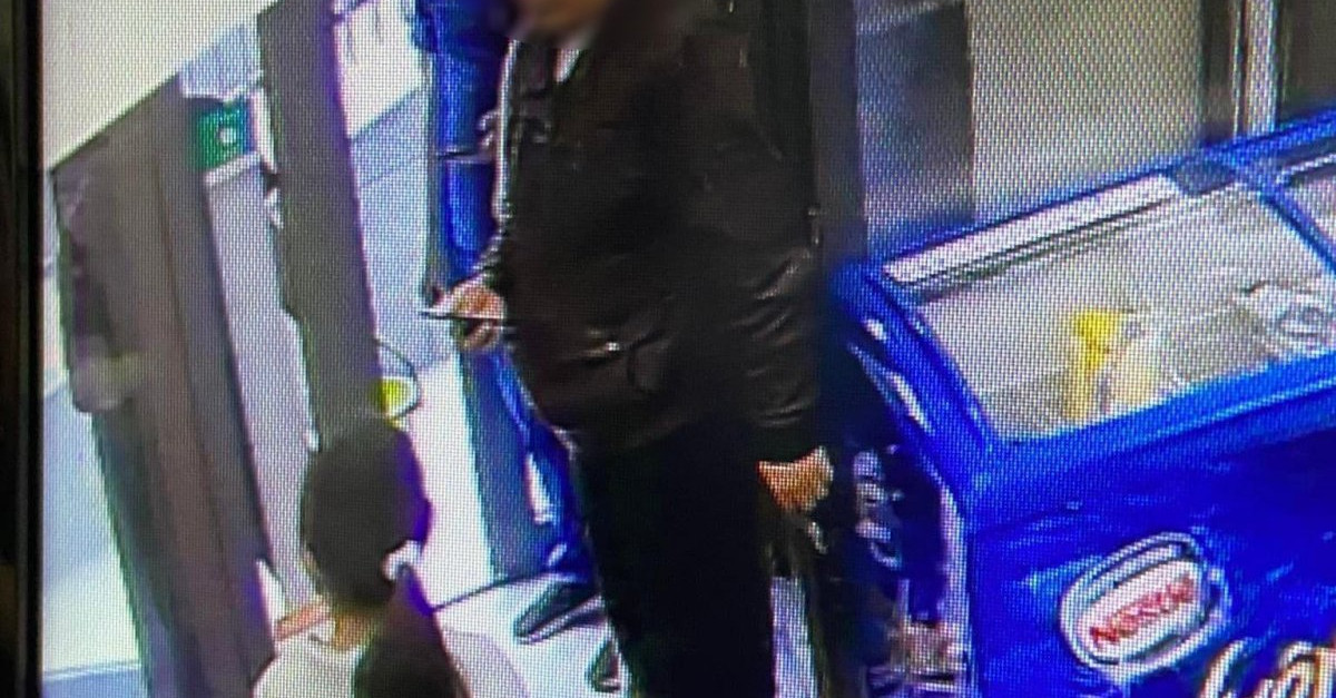 ЦЕГ: 40 гаруй насны эрэгтэй 10-13 насны хоёр хүүхдийг дагуулж явахыг оролдсон гэх асуудлыг ...