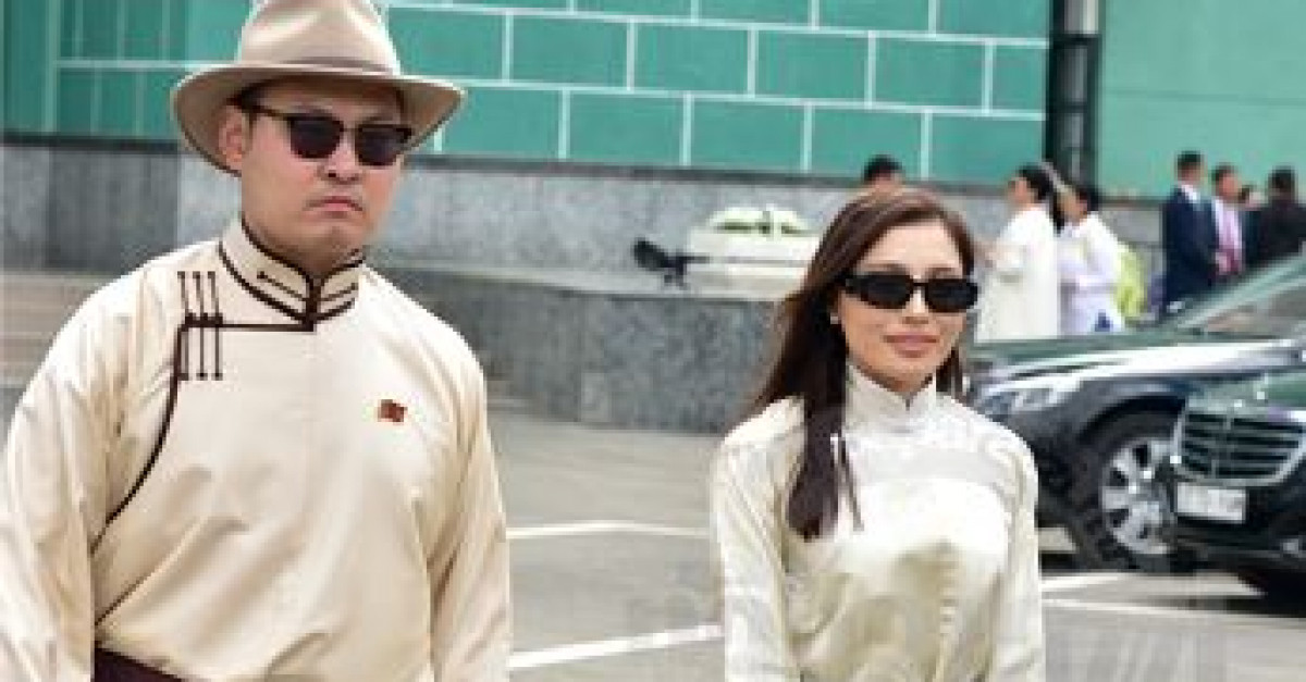 УИХ ын гишүүн Э Батшугар Б Янжиндулам нар сүй тавьжээ · Dorgio Mn