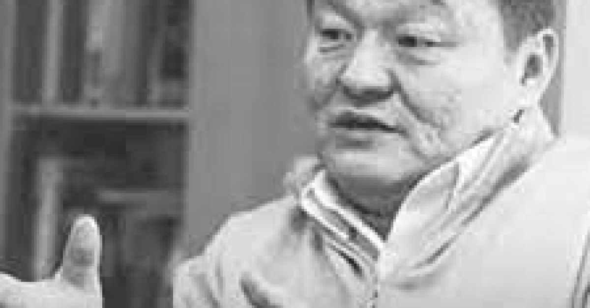 Баабар:Нүүдэг шар хотоос, суудаг улаан хот хүртэл · Dorgio.mn