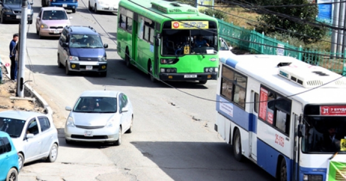Нийтийн тээврээр зорчих үнийг 1000 төгрөг болгох саналыг иргэдээс авч дуусаагүй байна · Dorgio.mn