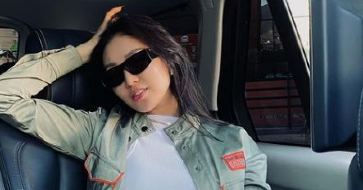 Жүжигчин Н.Мөнхсоёл энэ Холливуд жирэмслэлт мөн биз дээ гэв · Dorgio.mn