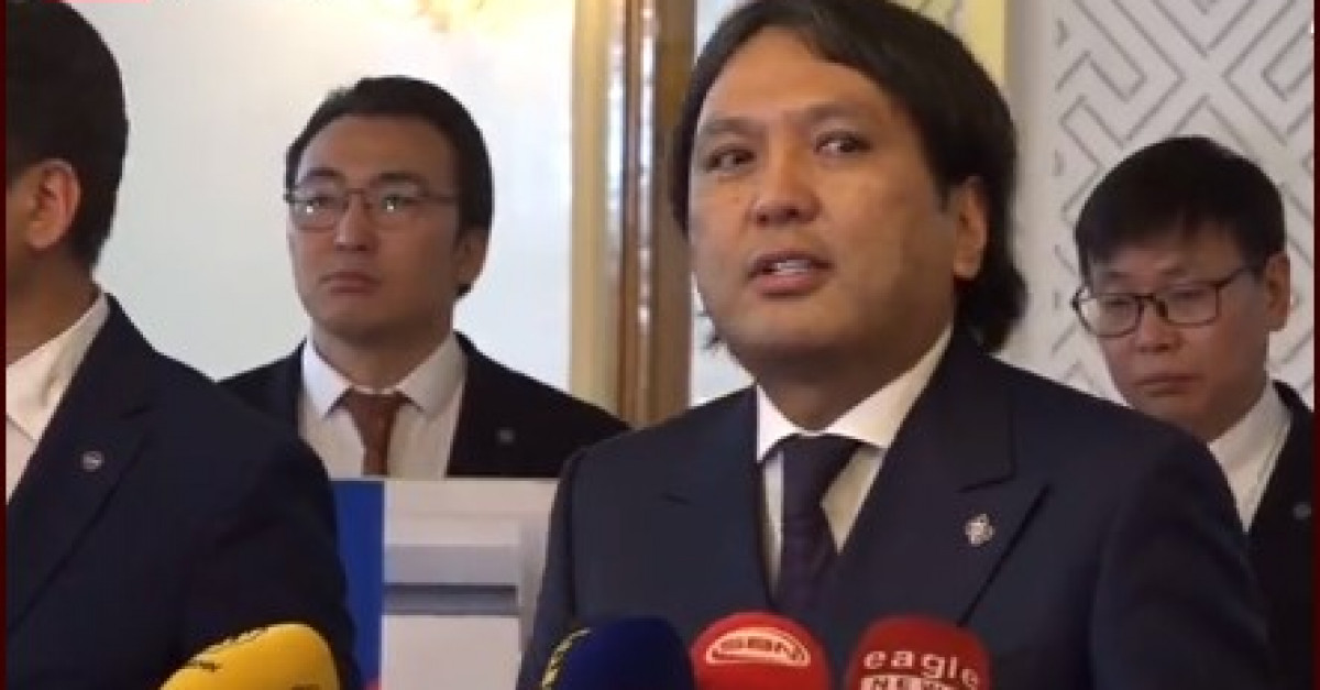 ХҮН НАМ Ногоон автобустай холбоотойгоор Д Сумъяабазарыг огцруулахаар гарын үсэг цуглуулж байна