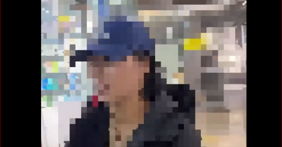 "Их наяд" худалдааны төвд хулгай хийж баригдсан эмэгтэйчүүдийг шалгаж байгаа · Dorgio.mn