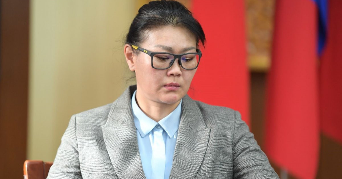 Ц.Уянга: Ногоон автобустай холбоотой асуудлаар хянан шалгах түр хороо байгуулж, сонсгол явуулах ...