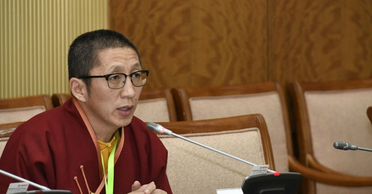 Тэргүүн хамба Д.Жавзандоржийг чөлөөлж, гавж Н.Нанзаддоржийг томилов · Dorgio.mn