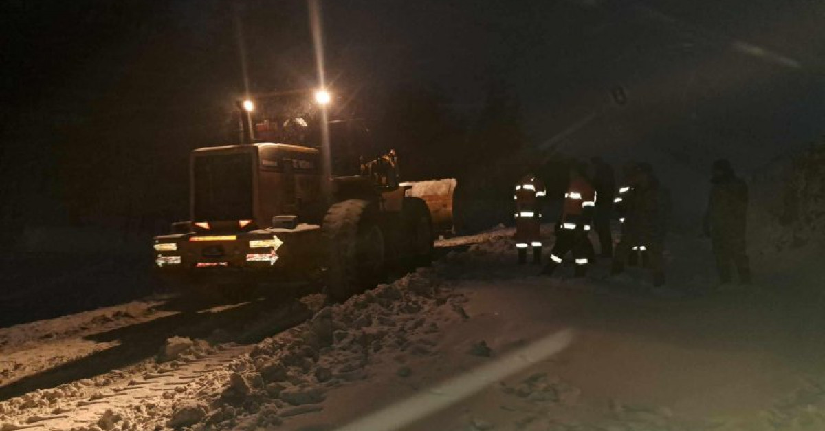 Цагаан бургасын давааны зам хаагдсаныг нээжээ · Dorgio.mn