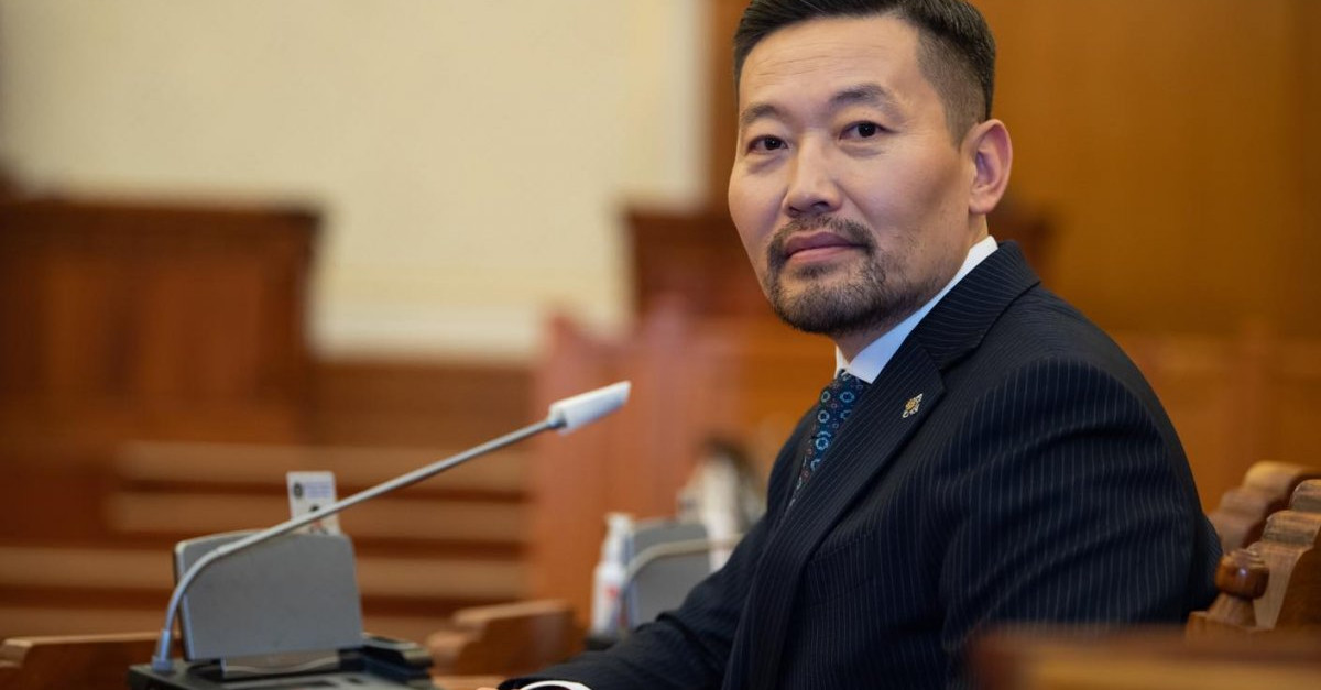 УИХ ын гишүүн Х Ганхуяг битүүнийг амралтын өдөр болгоод шинийн дөрөвнийг дуустал шинэлэхээр