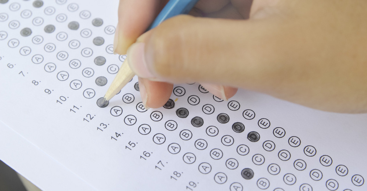 Монгол хэлний шалгалтыг 33361 сурагч өгснөөс 28061 нь тэнцэж 5300 нь тэнцээгүй · Dorgio.mn