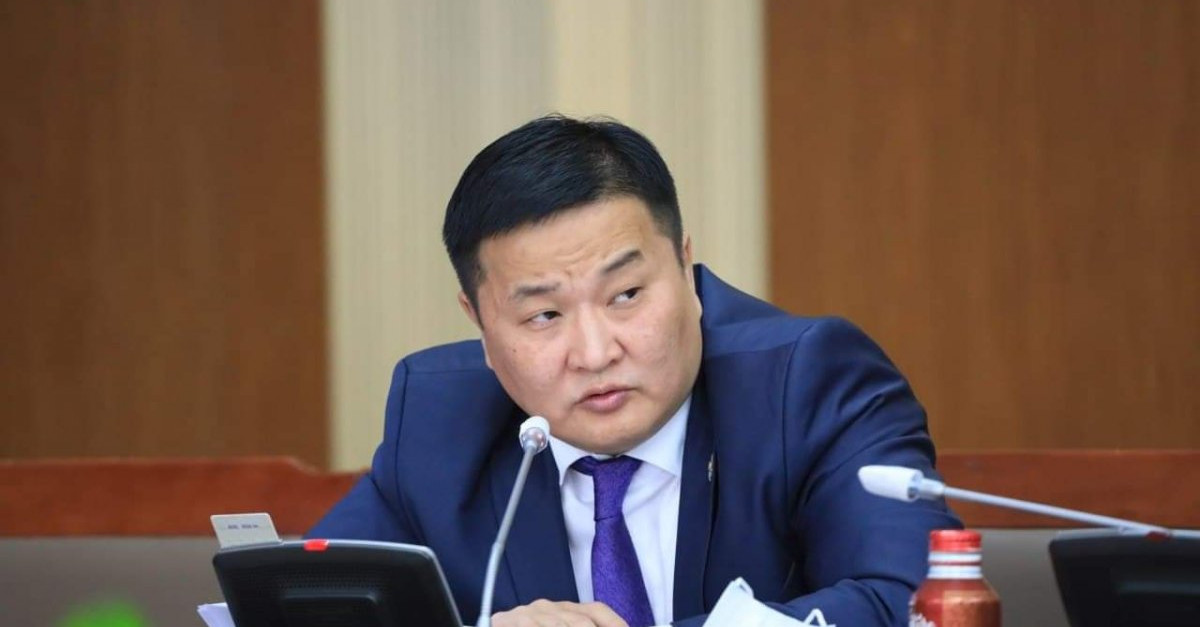 Ж Сүхбаатар Гаднын улсад төсвийн ерөнхийлөн захирагч нарын анхан дунд