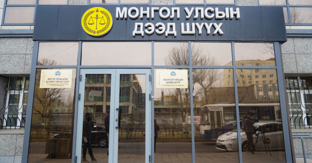 Т Бадамжунай Ц Анандбазар нарт холбогдох авлигын хэргийг нэгтгэх нь зүйтэй гэсэн шийдвэр гаргав