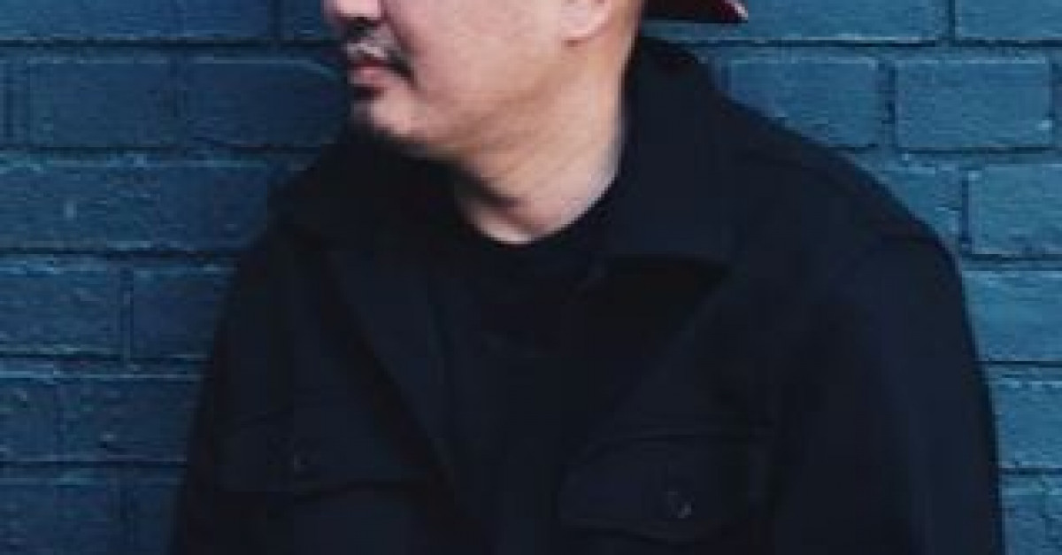 Дуучин BX энд гарч ирэв · Dorgio.mn