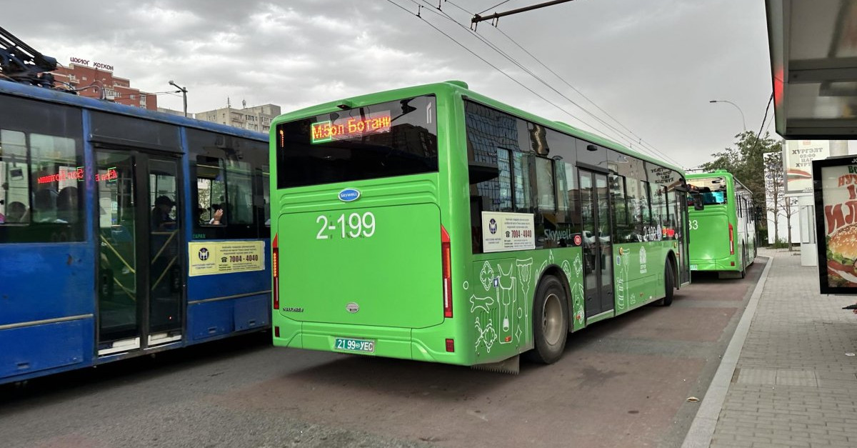 Өглөөний 05:20-05:40 цагуудад үйлчилж буй нийтийн тээврийн чиглэлүүд · Dorgio.mn