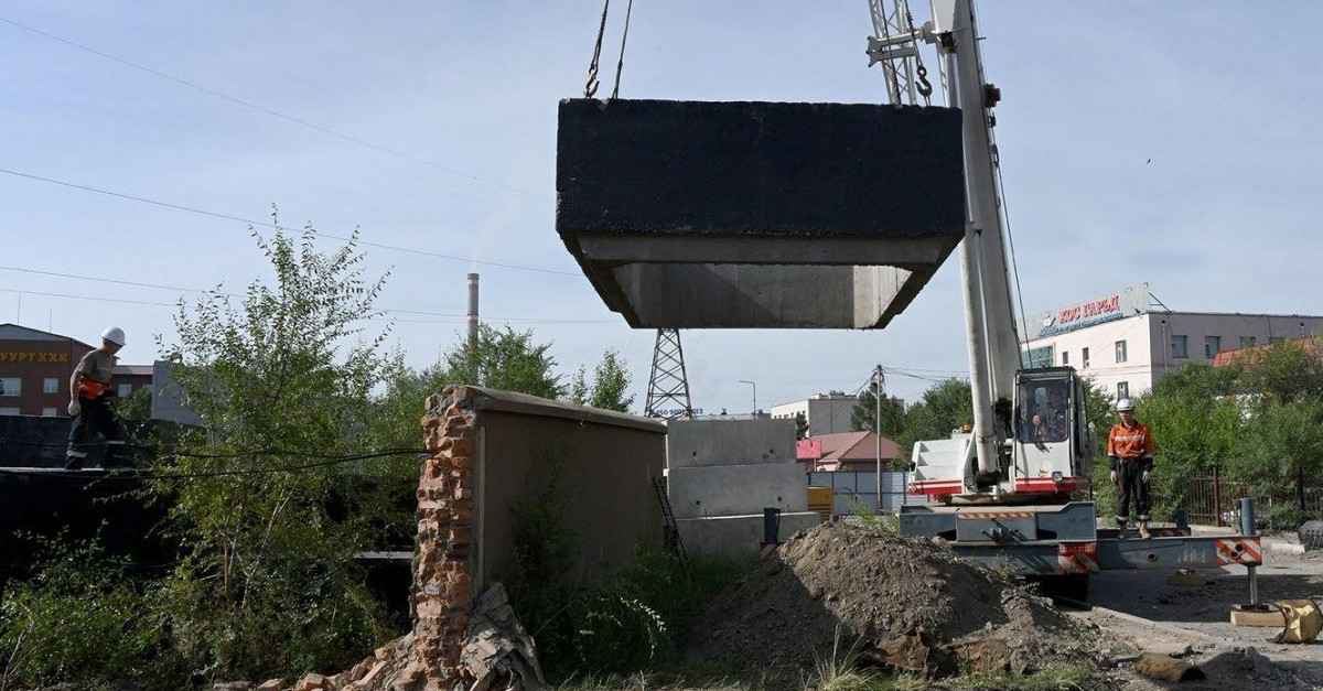 ТЭЦ 2-оос 19 дүгээр сургууль хүртэл дулааны шугамыг өргөтгөн шинэчилж байна · Dorgio.mn