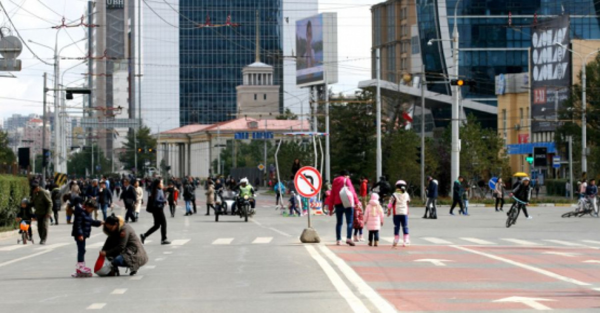 07:00-18:00 цагийн хооронд Зүүн дөрвөн замаас Баруун дөрвөн замын уулзвар хүртэл хөдөлгөөн ...