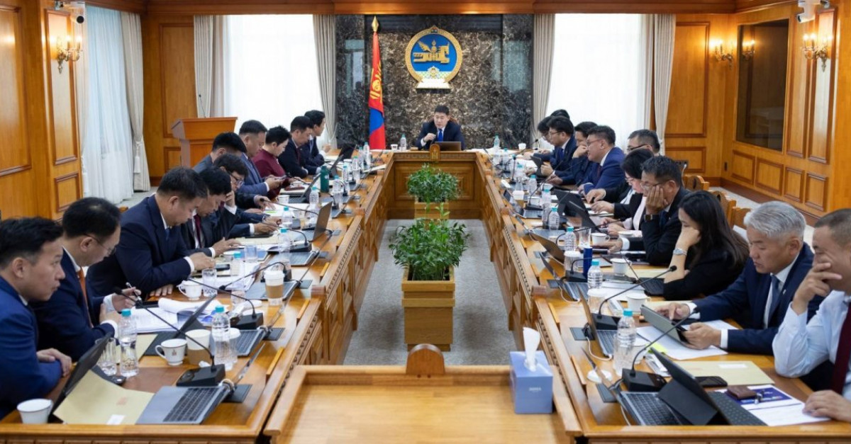 Дэд сайдтай болъё” гэж дахиад ярьж эхэлжээ · Dorgio.mn