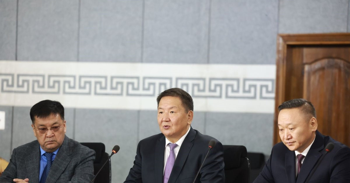 Орон нутгийн сонгуулийн санал хураалт аравдугаар сарын 11-ний 07:00-20:00 цагийн хооронд ...