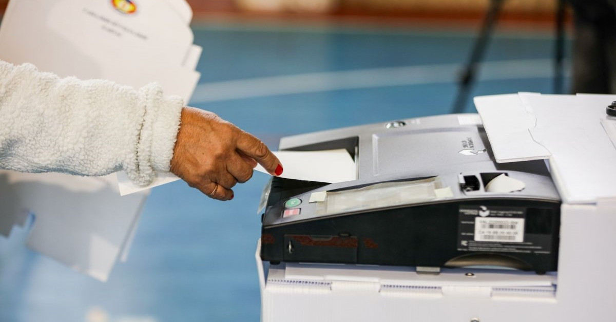 10 цагийн байдлаар Сүхбаатар аймагт хамгийн ирц хамгийн өндөр бүртгэгджээ · Dorgio.mn