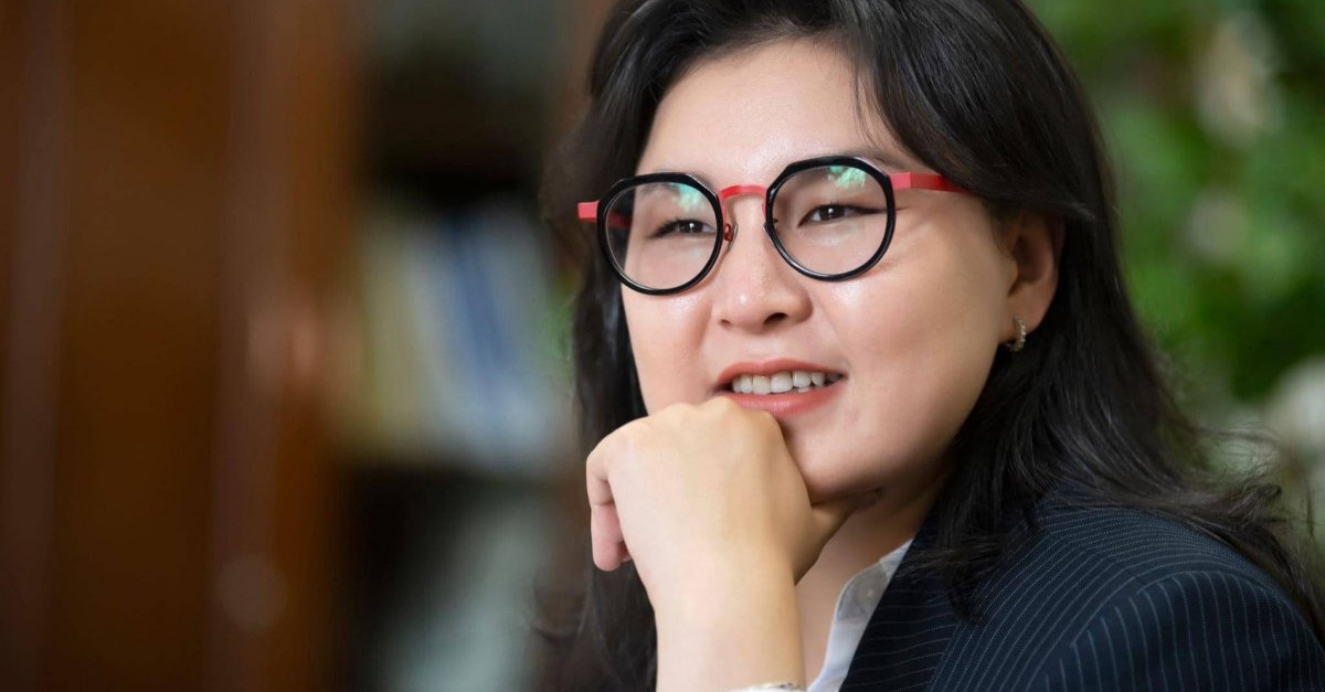 Э.Болормаа: Халзан бүрэгтэйн ордыг ашиглах асуудлыг стратегийн түвшинд ярьж шийдэх ёстой · Dorgio.mn