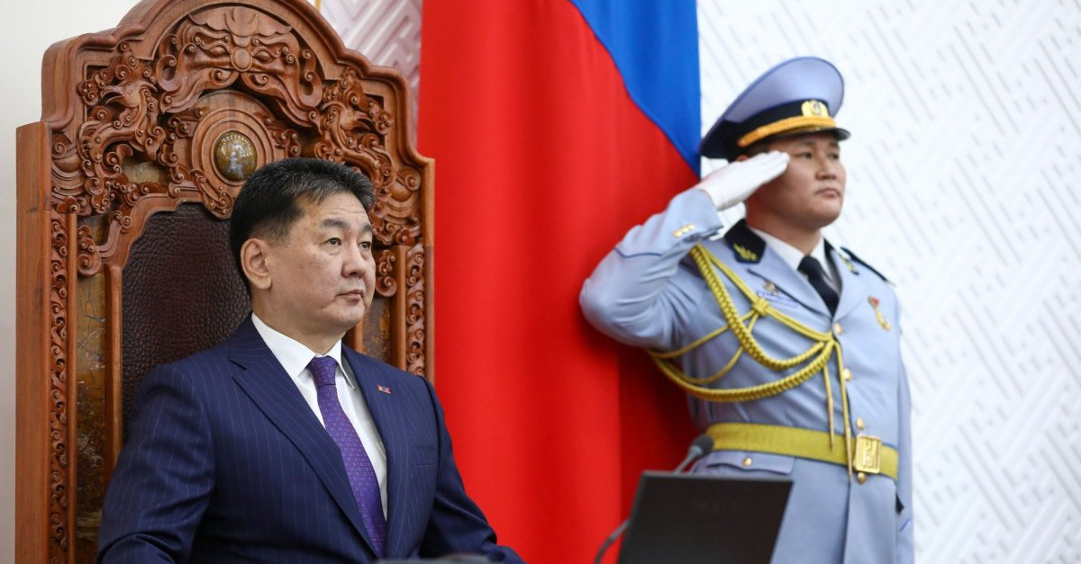 Ерөнхийлөгч Үндсэн хуулийн 100 жилээр юуг онцлов · Dorgio.mn