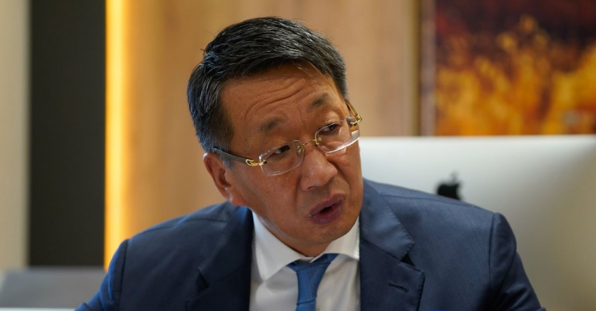 Л.Энх-Амгалан: Ажиллах хүчинтэй холбоотой хуулийг Л.Мөнхбаясгалан, Женко болон эсэргүүцэж байгаа ...