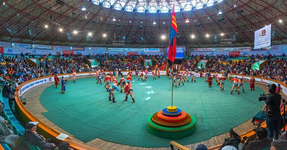 Ардчилсан хувьсгалын 35 жилийн ойн барилдааны түрүү бөхийг 10 сая төгрөгөөр байлна · Dorgio Mn