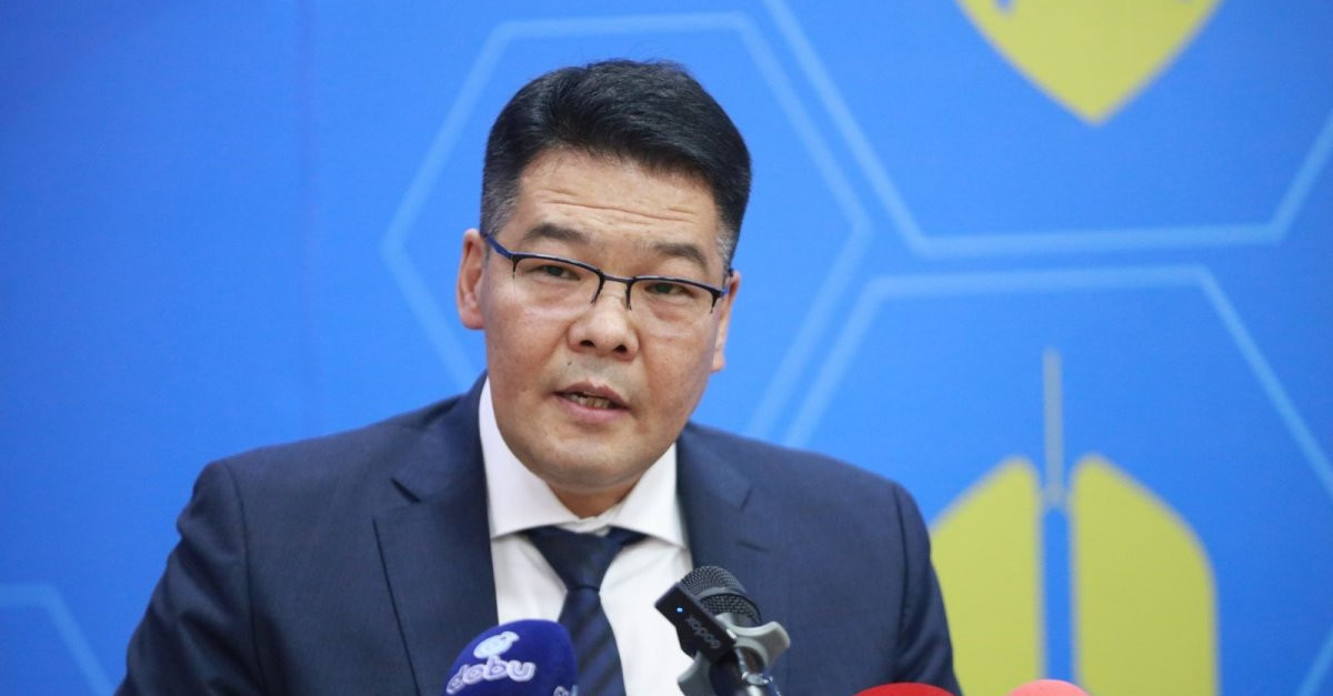 Эрүүл мэндийн сайд асан С Энхболд ЭМДЕГ ын даргаар томилогджээ · Dorgio Mn