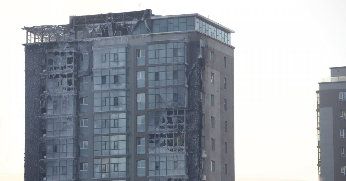 Б.Мөнхбат: 207 дугаар байрыг буулгах тендерт гурван ААН үнийн санал ирүүллээ · Dorgio.mn