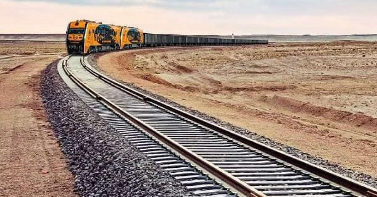 Гашуунсухайтын гэрээг энэ сарын 14-нд зурах болсон нь улс төрийг улайсгах бололтой · Dorgio.mn