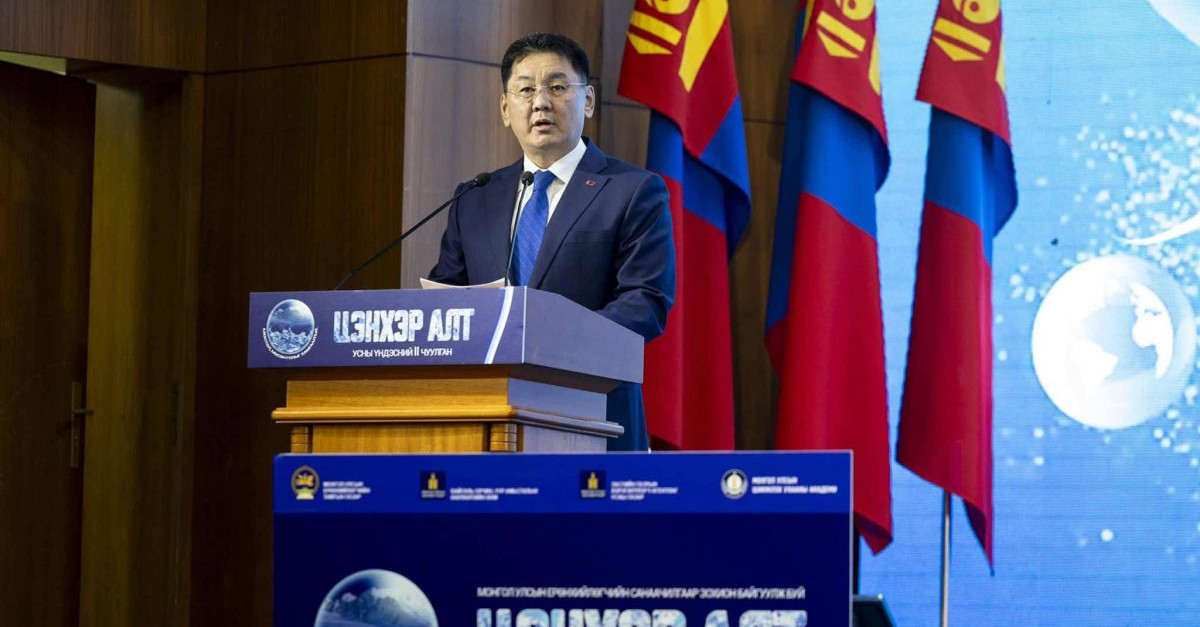 У Хүрэлсүх Усаа хайрлаж хамгаалах “Цэнхэр алт” хөтөлбөр хэрэгжүүлэх цаг болсон · Dorgio Mn