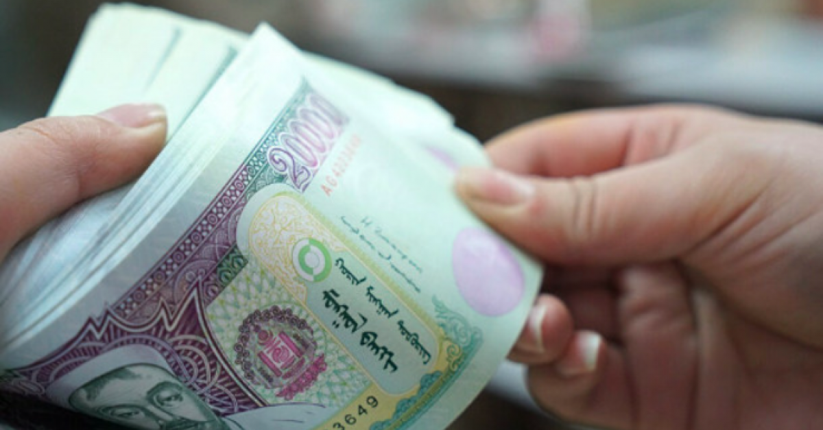 Дараалсан энэ олон баярын хөл доороос босч ирэхэд хэцүү болж байна · Dorgio.mn