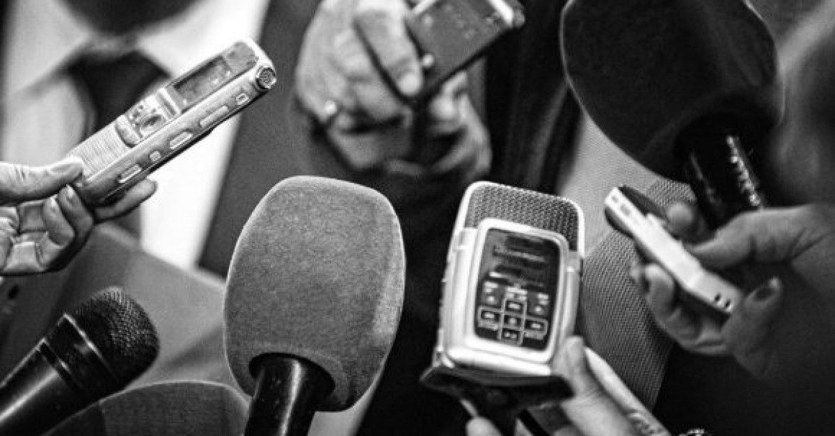 Монголын сэтгүүл зүй та нарын горьдсон шиг амархан уначихдаггүй юм · Dorgio.mn