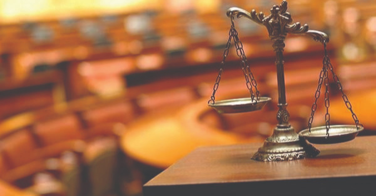 Гишүүд цагдааг байцааж хуулиа “гишгэв” үү?! · Dorgio.mn