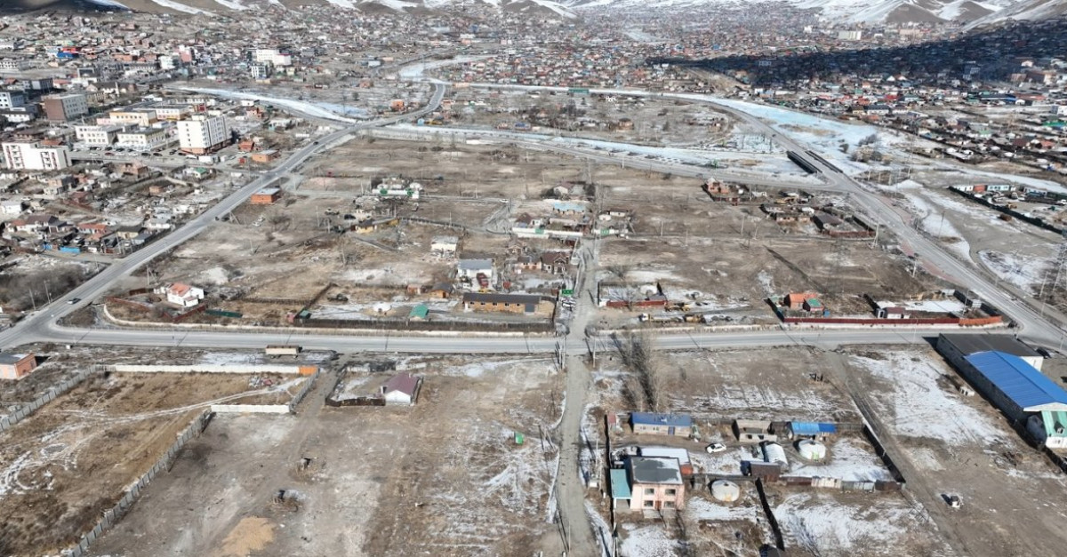 Сэлбэ дэд төвийн газар чөлөөлөлтийн хүрээнд 1252 нэгж талбарыг цэвэрлэж ...