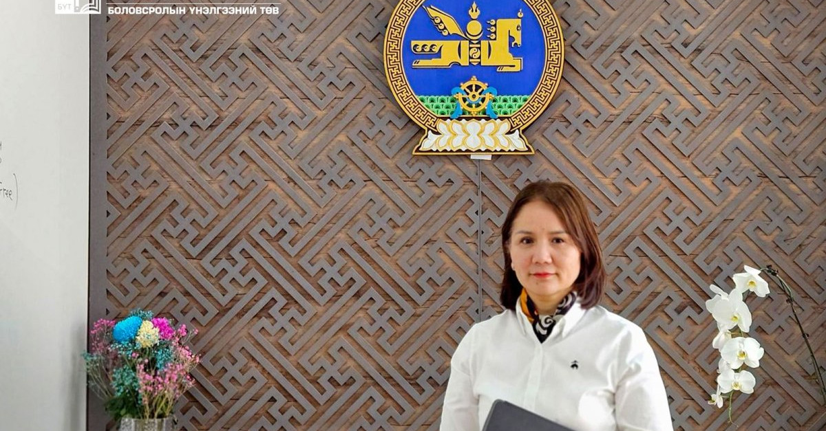 Г.Гантуяа: Математикийн хичээлийн элсэлтийн шалгалтыг цахим хуудаст байршуулсан 1,000 бодлогоос ...